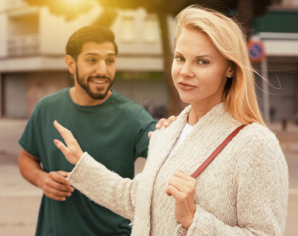 14 Manipulation Tactics Used by the Best Liars